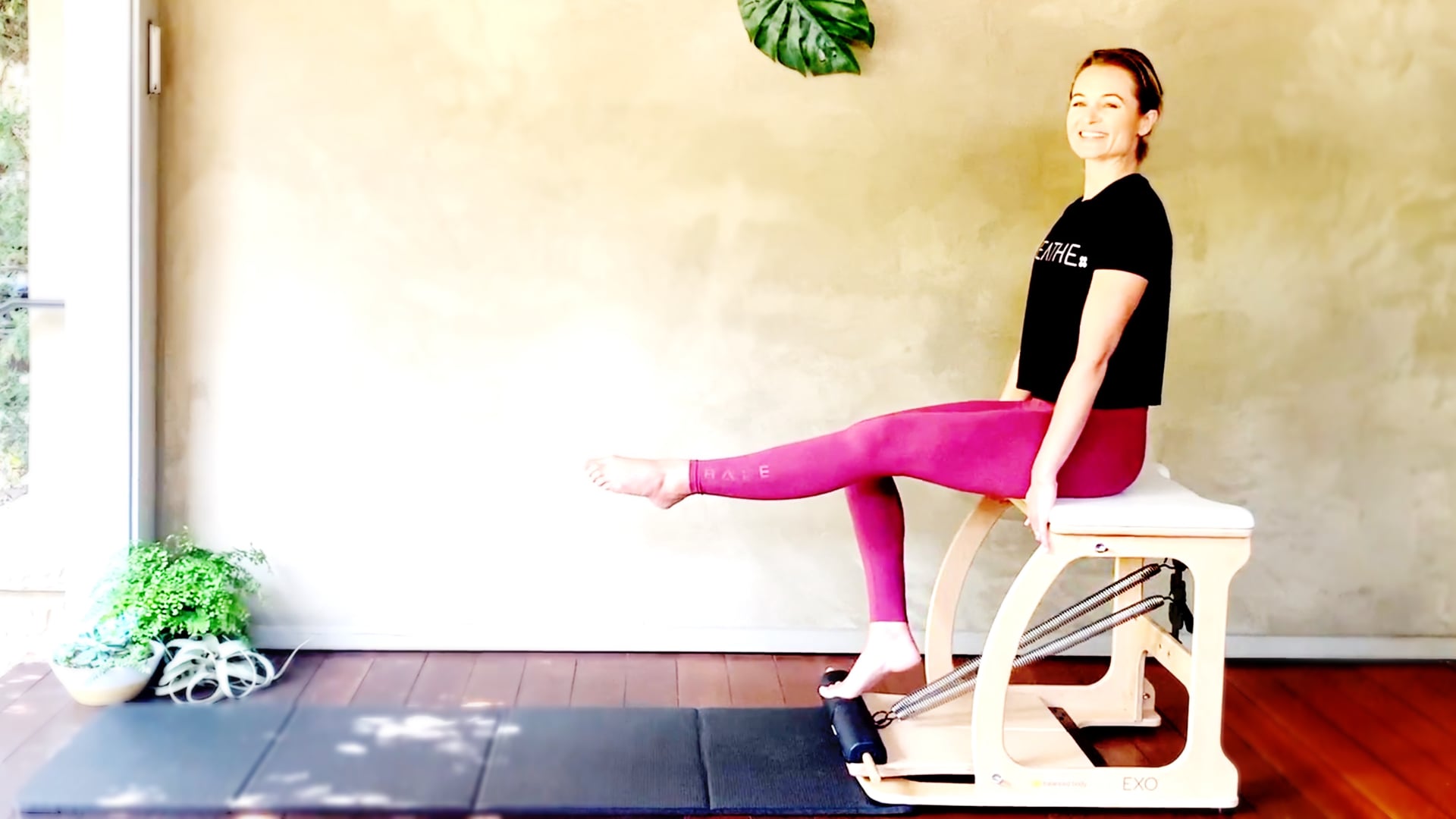 Lean Legs, Lower Body Toning Chair - Gone Adventuring